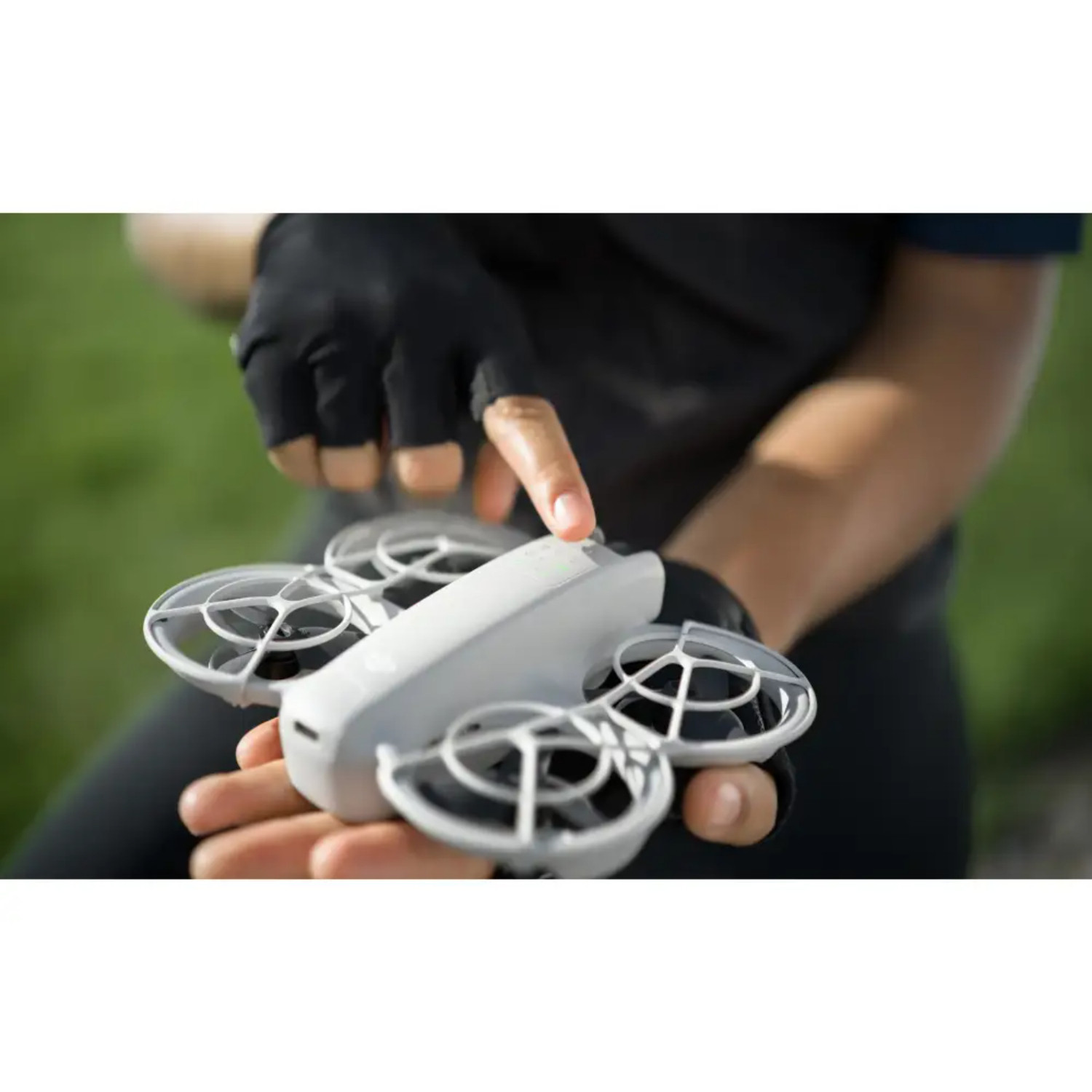 DJI Neo Motion Fly More Combo | electronic4you